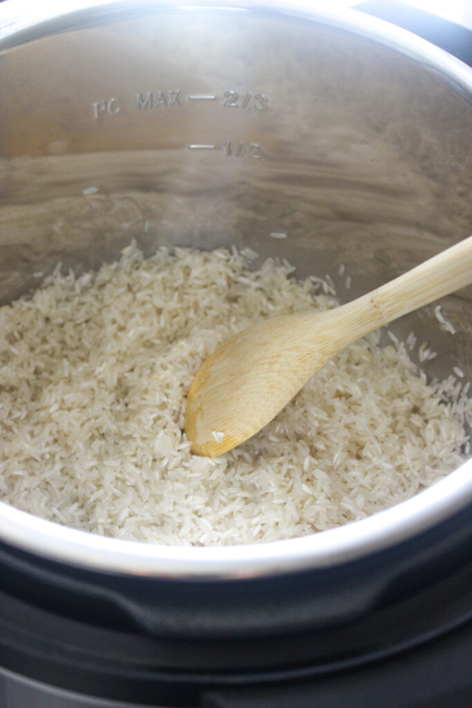 Restaurant-Style Spanish Rice in the Instant Pot